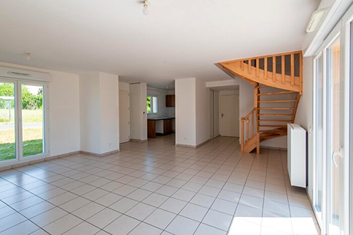 Maison 5 pièces à Civaux, à louer