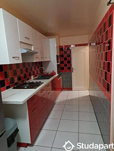 Appartement à louer - Val Notre Dame-La Tour Billy, Argenteuil - 1 pièce - 1 chambre