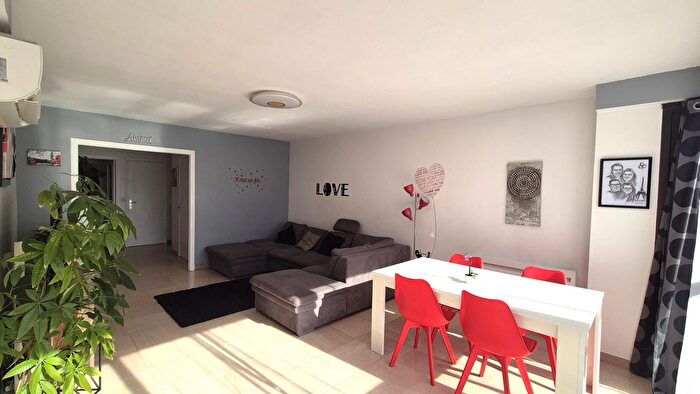 Appartement à vendre - Nice, Saint-Sylvestre - 4 pièces - 3 chambres