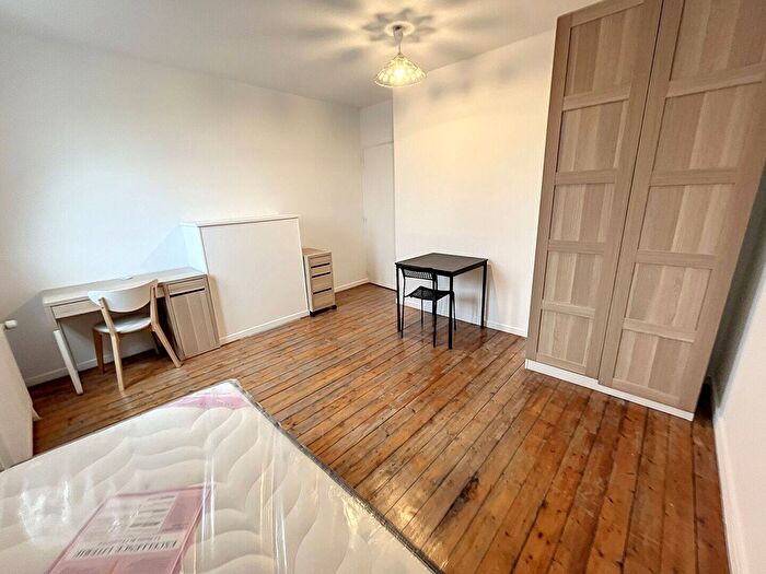 Centre Ville, Reims : Appartement 3 pièces à louer