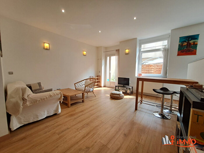 Appartement à vendre - Saint-Étienne, Saint-Roch, Vivaraize, Valbenoite, Centre Deux - 3 pièces - 2 chambres