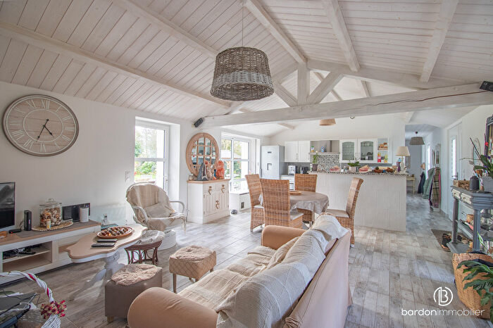 Maison à vendre - Sallertaine - 5 pièces - 3 chambres