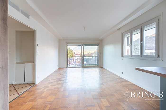 Appartement 4 pièces à Annecy, Parmelan, Albigny, à vendre