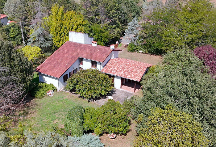 Maison 7 pièces à Caussade, à vendre