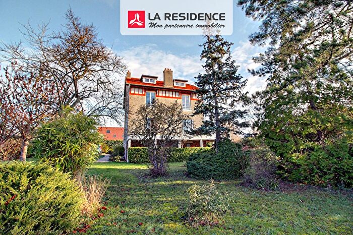 Maison à vendre - Vaux-sur-Seine - 10 pièces - 5 chambres