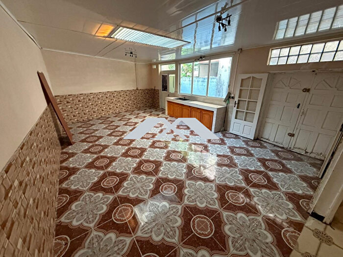 Appartement 4 pièces à vendre à Saint-Denis, Vauban