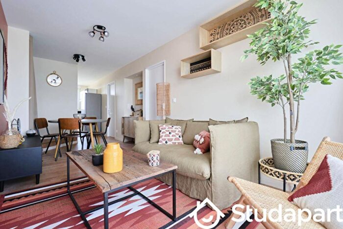 Appartement à louer - Gare, Troyes - 1 pièce - 2 chambres