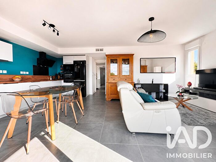 Appartement 5 pièces à vendre - Villeneuve-lès-Avignon, Le Grès, Perrières