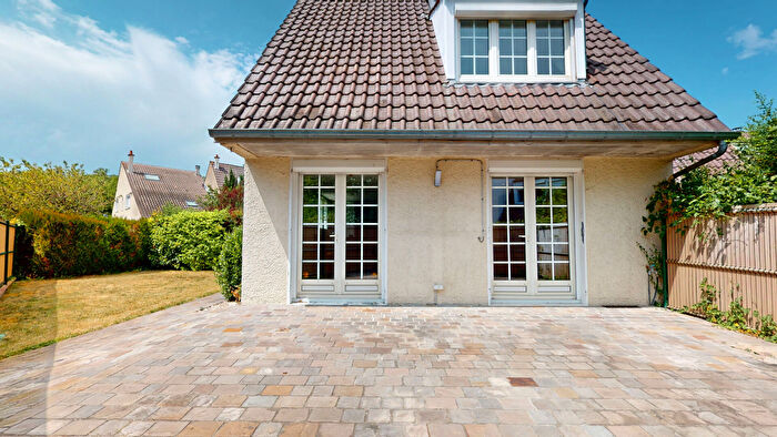 Maison 5 pièces à Breuillet, à vendre