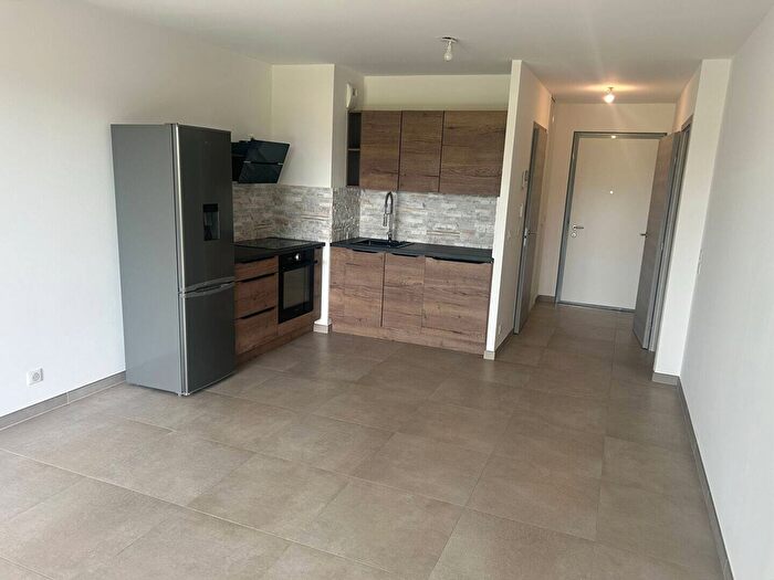 Appartement à louer - Ferney-Voltaire - 2 pièces - 1 chambre