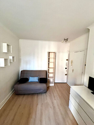 Appartement à louer - Paris e , Georges Brassens - 1 pièce - 1 chambre