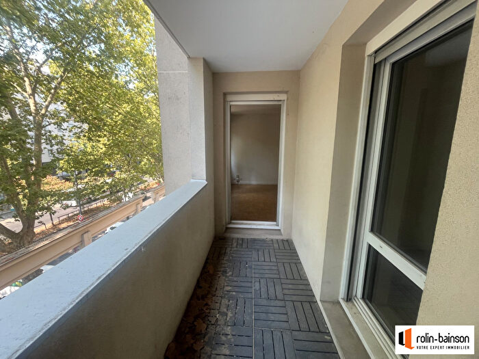 Villeurbanne, Tonkin Sud : Appartement 4 pièces à vendre