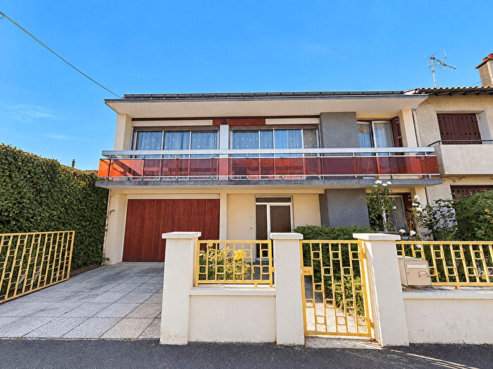 Maison 7 pièces à Clermont-Ferrand, Chanteranne, La Glacière, à vendre