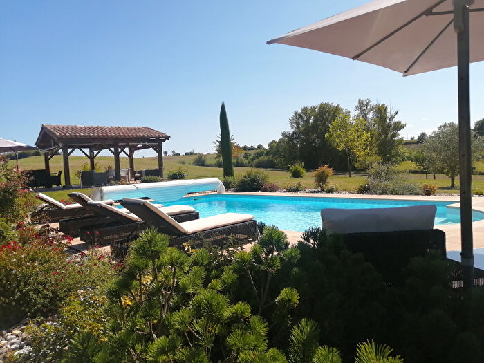 Maison à vendre - Frausseilles - 8 pièces - 4 chambres