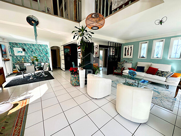 Maison à vendre - Canet-en-Roussillon, Méditerranée - 7 pièces - 5 chambres