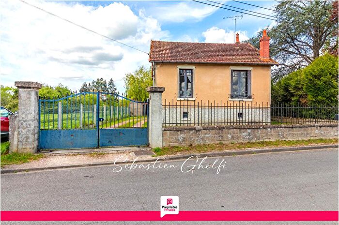 Maison à vendre - Romorantin-Lanthenay, Centre-ville - 4 pièces - 2 chambres