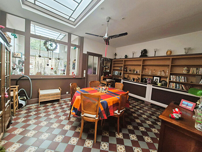 Maison à vendre - Tourcoing, Centre-ville - 5 pièces - 4 chambres