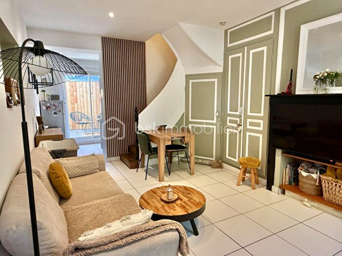 Maison 3 pièces à Amiens, Saint-Honoré, Jeanne d'Arc, à vendre