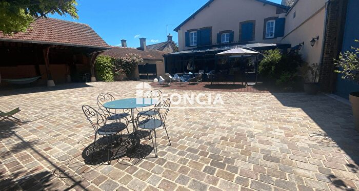 Maison à vendre - Châteauneuf-en-Thymerais - 9 pièces - 4 chambres