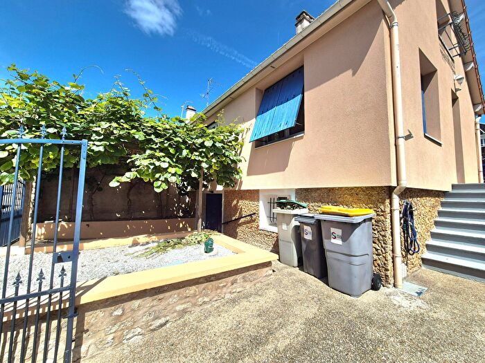 Mantes-la-Ville, Centre-ville - Maison 4 pièces à vendre