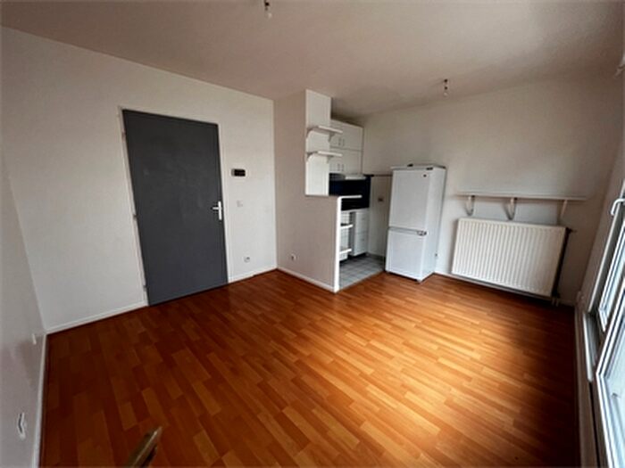 Appartement 1 pièce à louer - Bussy-Saint-Georges, Violennes, Village