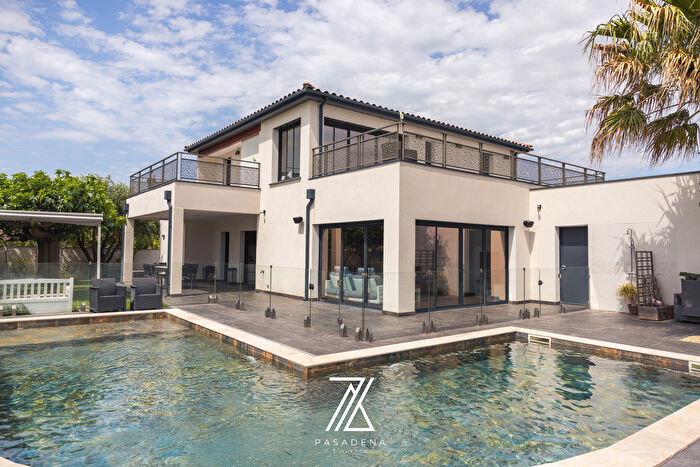 Mauguio, Espace agricole, Aéroport, Etang de l'Or : Maison 8 pièces à vendre