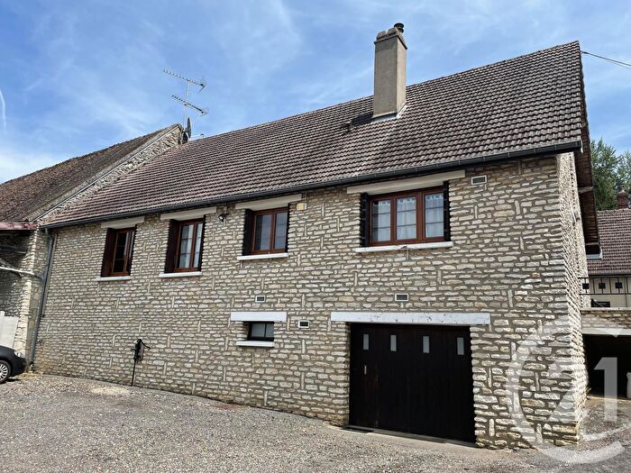 Maison à vendre - Chaumont-en-Vexin - 6 pièces - 4 chambres