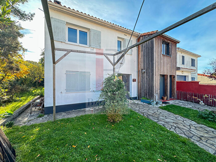 Maison à vendre - Fouras - 7 pièces - 4 chambres