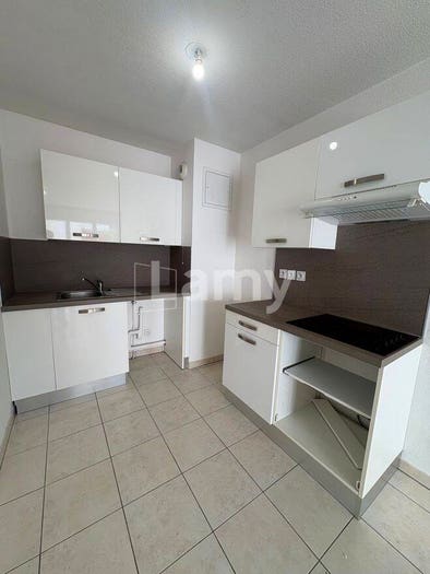 Appartement 3 pièces à Saint Veran-Marsillargues, Avignon, à louer