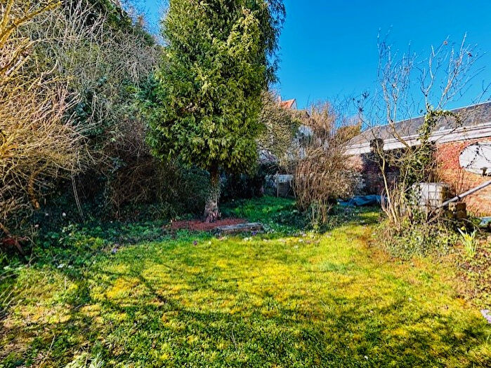 Maison à vendre - Boves - 6 pièces - 4 chambres