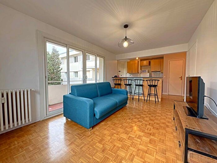 Appartement à louer - Haut Guichet-Centre Ouest, Orsay - 2 pièces - 1 chambre