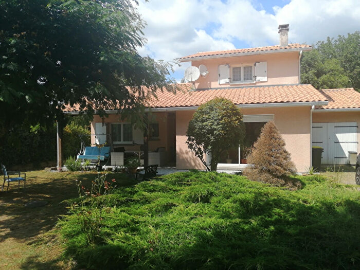 Maison à vendre - Salles - 5 pièces - 4 chambres