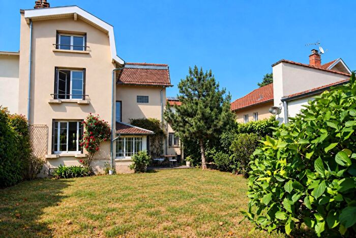 Maison 6 pièces à Lyon 8ème, Laënnec, Mermoz, à louer