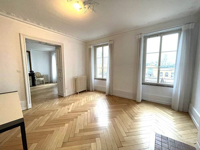 Appartement à louer - Centre Ville-Charles III, Nancy - 5 pièces - 3 chambres