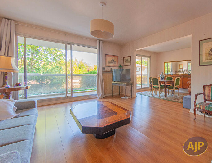Le Bouscat, Lyautey, Champ de Courses : Appartement 4 pièces à vendre