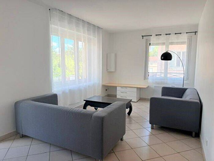 Yvours, Irigny : Appartement 2 pièces à louer