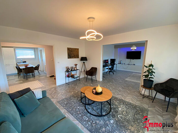 Appartement à vendre - Saint-Louis, Bourgfelden - 5 pièces - 3 chambres