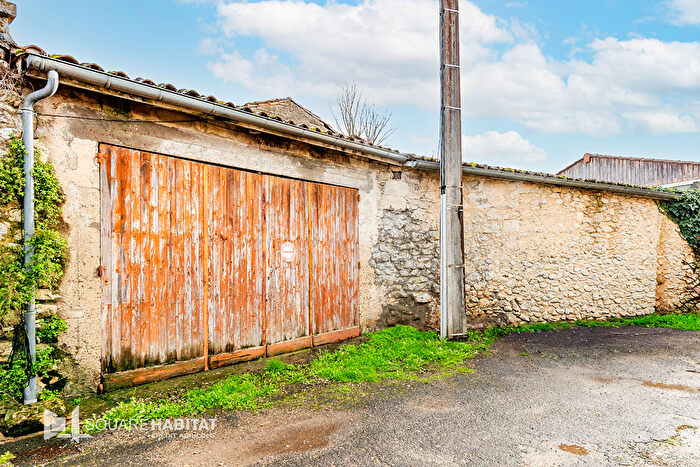 Maison à vendre - Rauzan - 2 pièces - 1 chambre