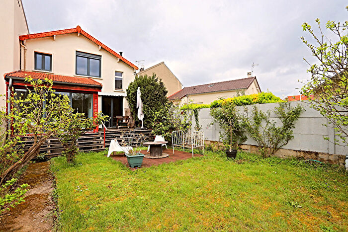 Maison 5 pièces à vendre à Nanterre, Plateau