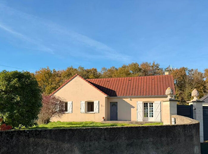 Maison à vendre - Saint-Benoît-du-Sault - 5 pièces - 4 chambres