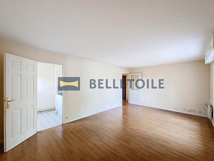 Appartement 2 pièces à louer à Maisons-Alfort, Charentonneau