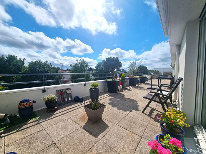 Appartement à vendre - Saint-Sébastien-sur-Loire, Est - 5 pièces - 3 chambres