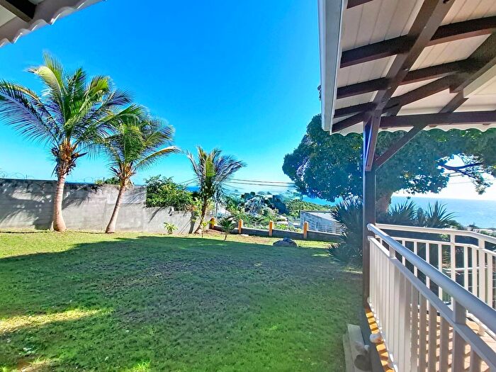 Appartement à louer - Le Gosier - 4 pièces - 3 chambres