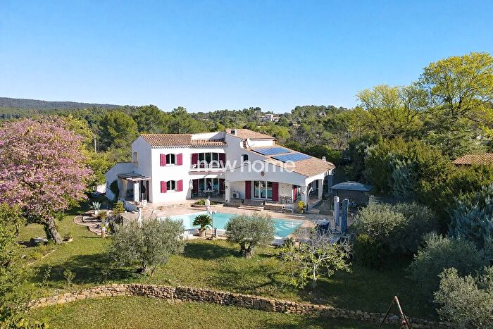 Maison à vendre - Flayosc - 5 pièces - 3 chambres