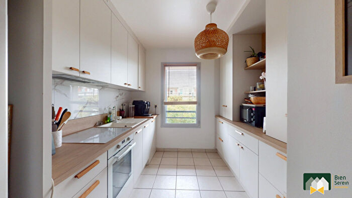 Appartement à vendre - Chartres, Coteau dAboville - 4 pièces - 3 chambres