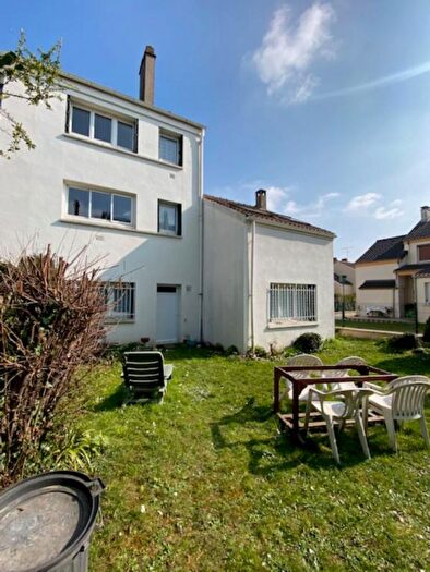 Maison à vendre - Villepreux - 7 pièces - 4 chambres