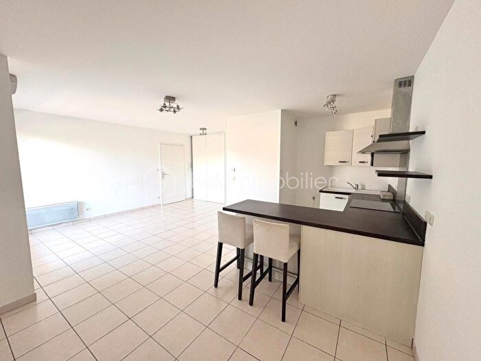Appartement 3 pièces à vendre - Saint-Pierre-des-Corps, Centre-ville, Gare