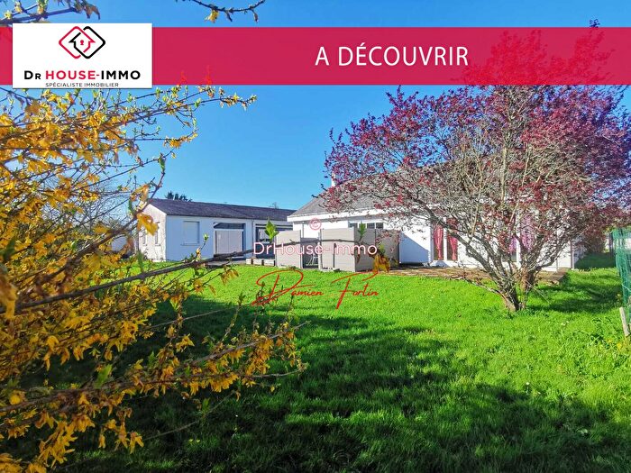 Maison à vendre - Vigneux-de-Bretagne - 8 pièces - 5 chambres