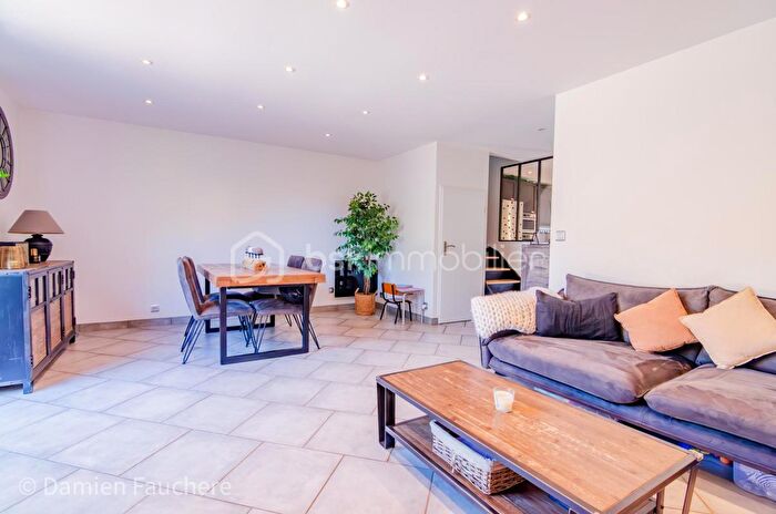 Maison 4 pièces à Le Mée-sur-Seine, Les Courtilleraies Sud, à vendre