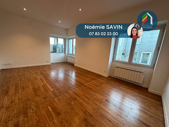 Maison à louer - Saint-Laurent-sur-Sèvre - 3 pièces - 2 chambres